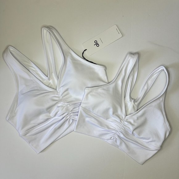 ALO Yoga | Intimates & Sleepwear | Alo Yoga Wild Thing Bra | Poshmark